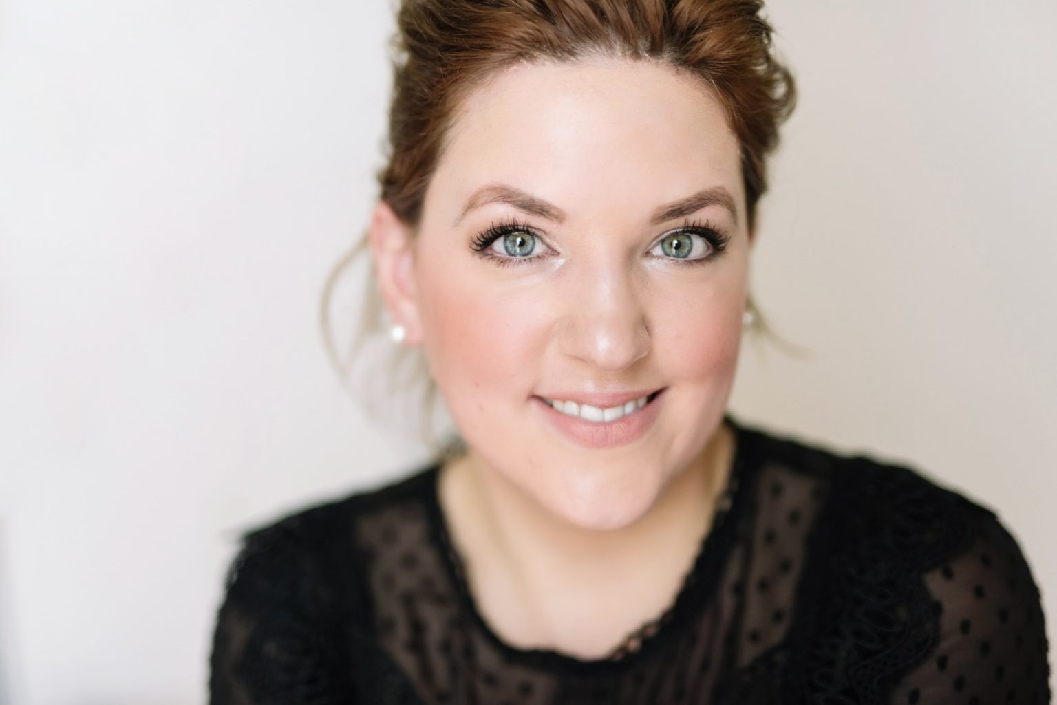 Über mich - Anna Maurer Make-Up Artist